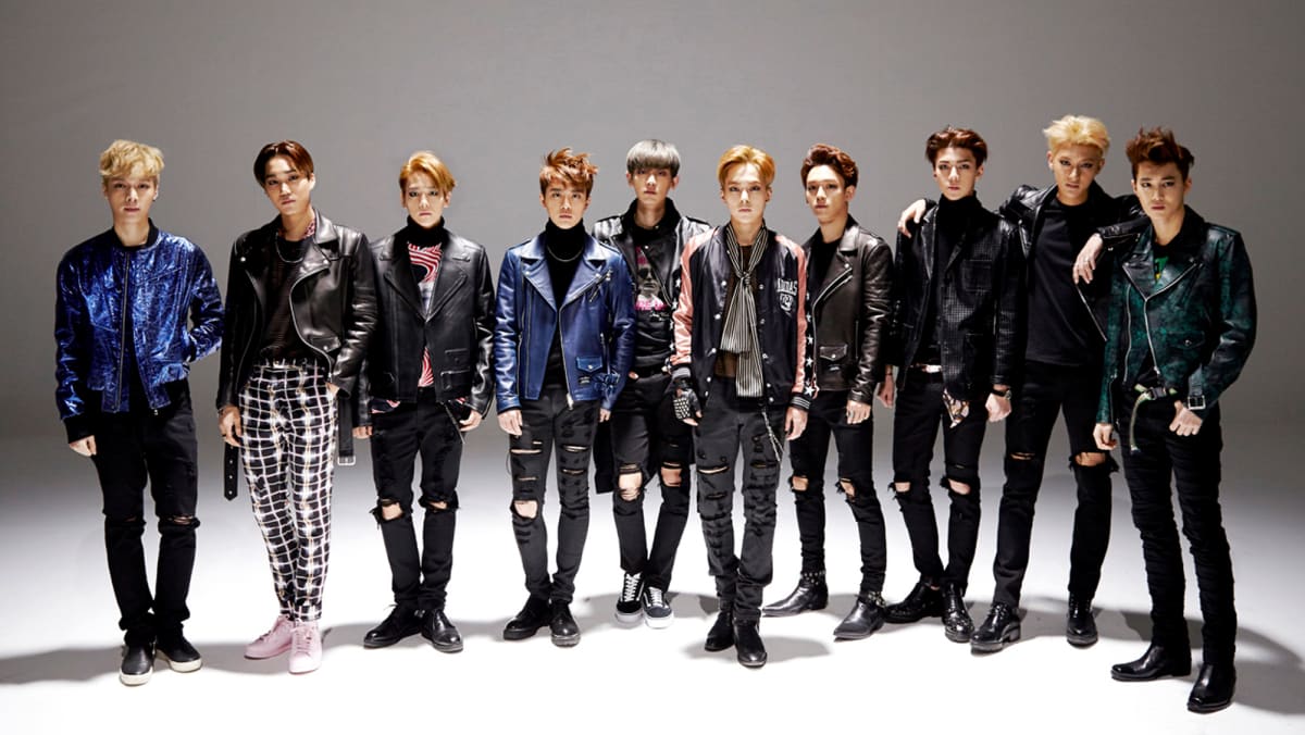 EXO caught up in controversies - 8days
