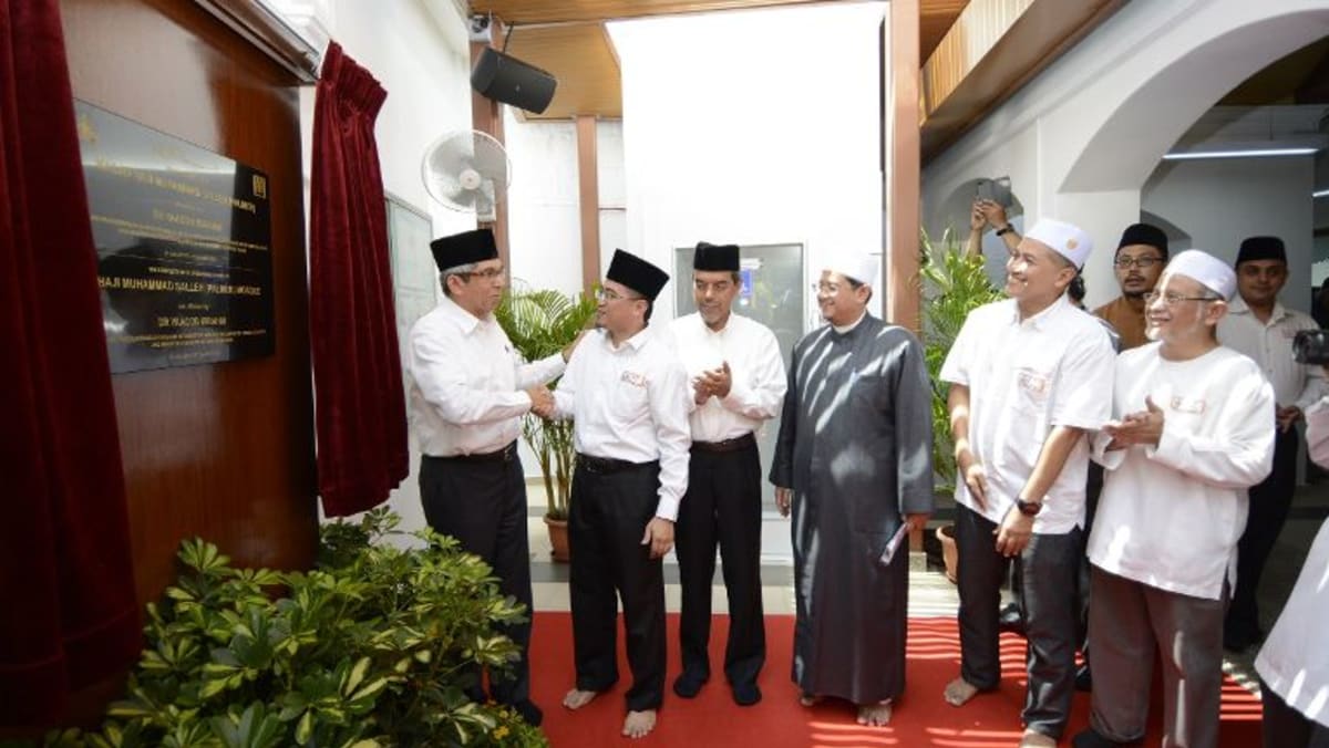 Masjid Haji Muhammad Salleh di Palmer Road dibuka semula; 700 jemaah ...