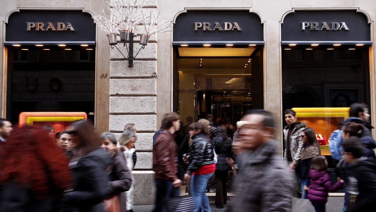 Prada shares slump over fears its cool factor is fading - TODAY