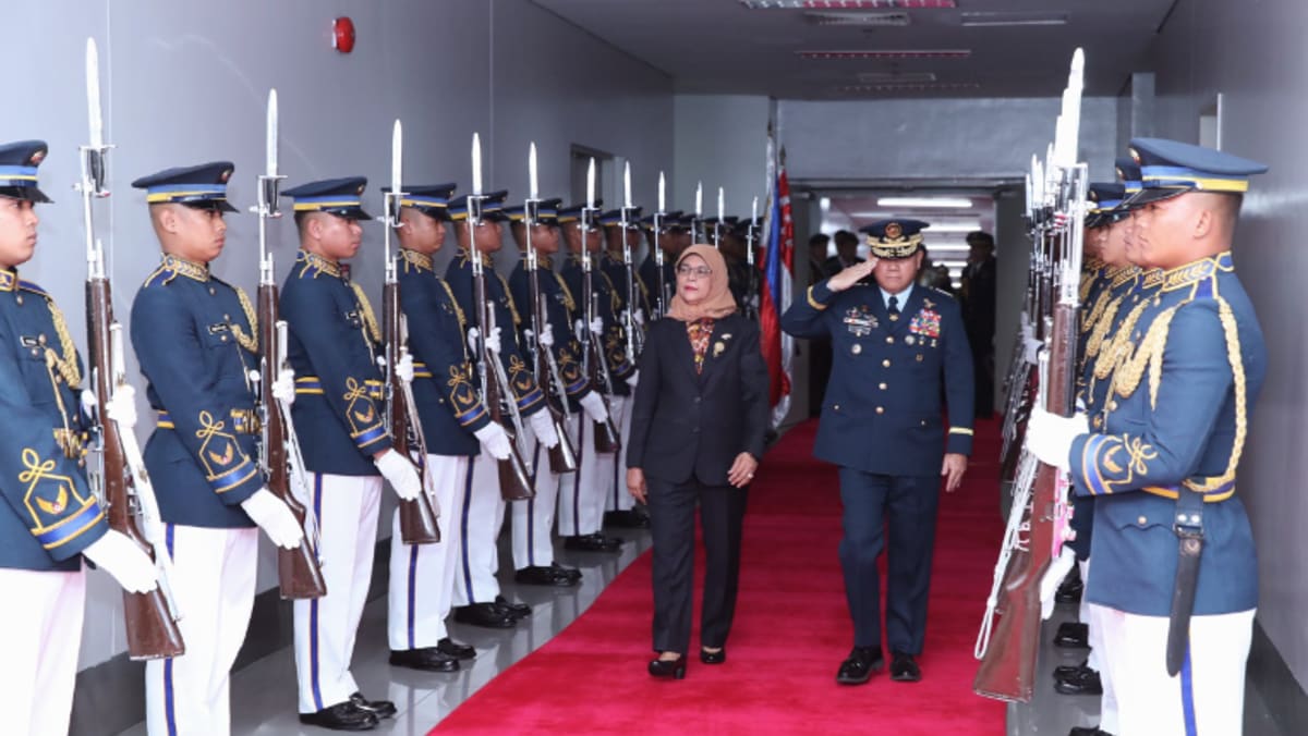 Presiden Halimah lakukan lawatan kerja ke Filipina - BERITA Mediacorp