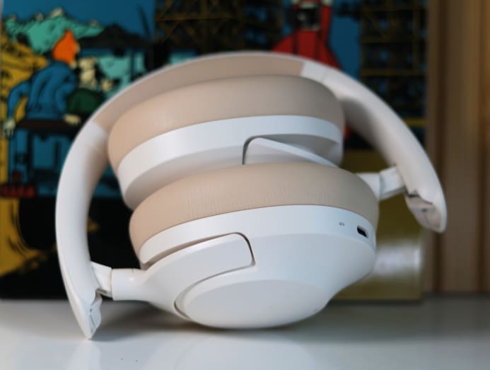 Creative Zen Hybrid 2 review: Understated over-ears that deliver warm ...