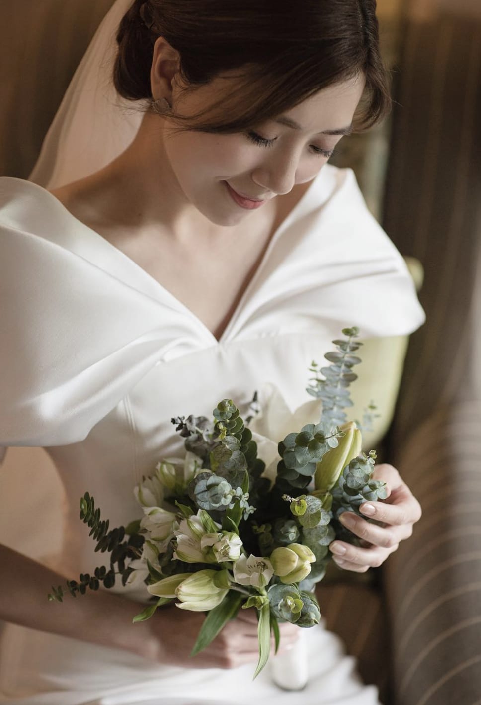 TVB Star Mandy Wong, 40, Marries Jeweller Boyfriend Of 10 Years In Destination Wedding - 8days