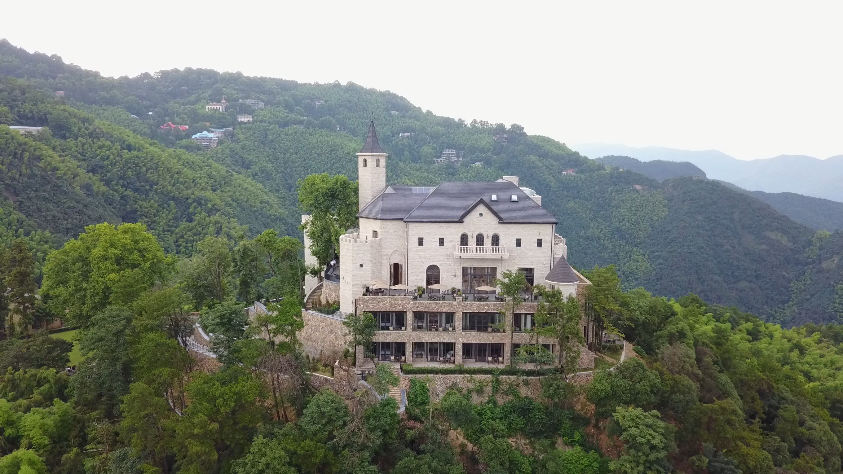 Swim In A Private Ocean Or Go On A US$10,000 Train Ride? Russell Ong's ...