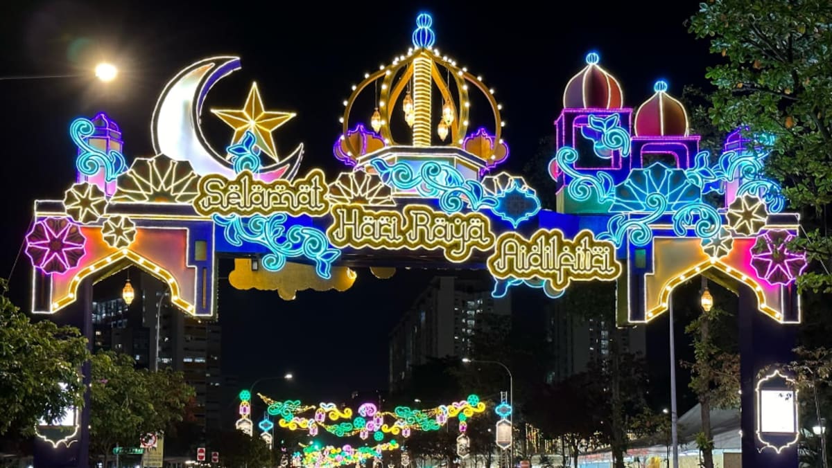 Penyalaan lampu Hari Raya lambang permulaan baru, kemajuan dan harapan ...