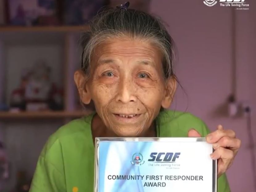 81-year-old woman receives SCDF award for helping put out fire at ...