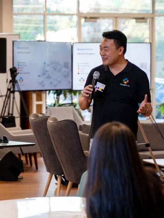 S'pore-based founder of online Google community offers emotional and ...