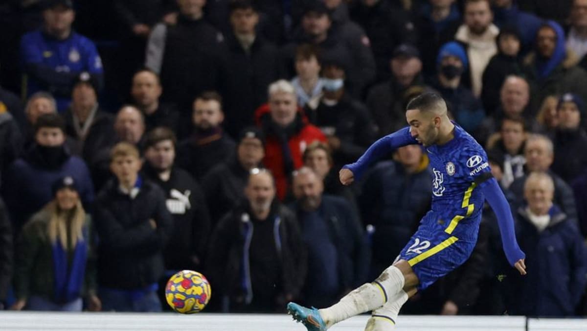 Chelsea beat Spurs 2-0 to keep dwindling title hopes alive - CNA