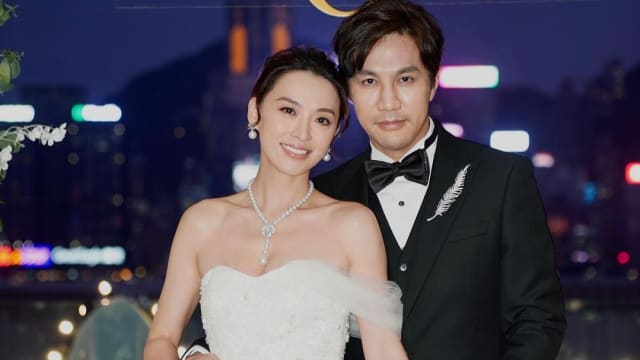 陈炜婚宴现场外晒恩爱 医生老公承诺照顾一生一世 - vibes by 8world