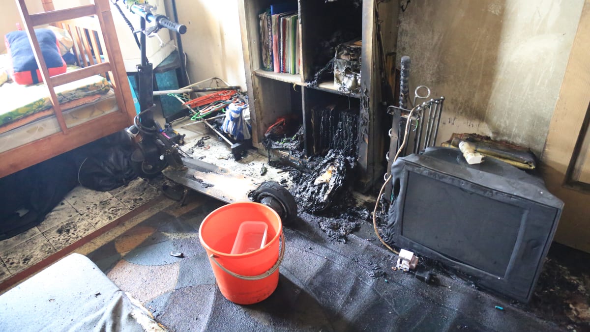 E-scooter fires soar 300% in 2017 even as fire cases hit 40-year low ...