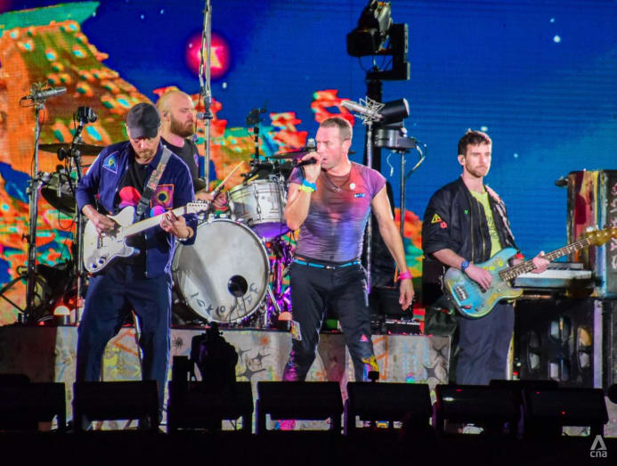 Coldplay concert in Singapore: Review and setlist of the band's first ...