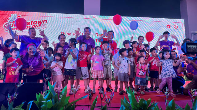 女皇镇70岁啦！狮城首个卫星镇依然活力十足 - 8world