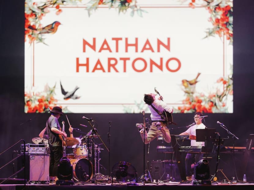 Nathan Hartono Performed His First Show In 10 Months With His Zipper ...