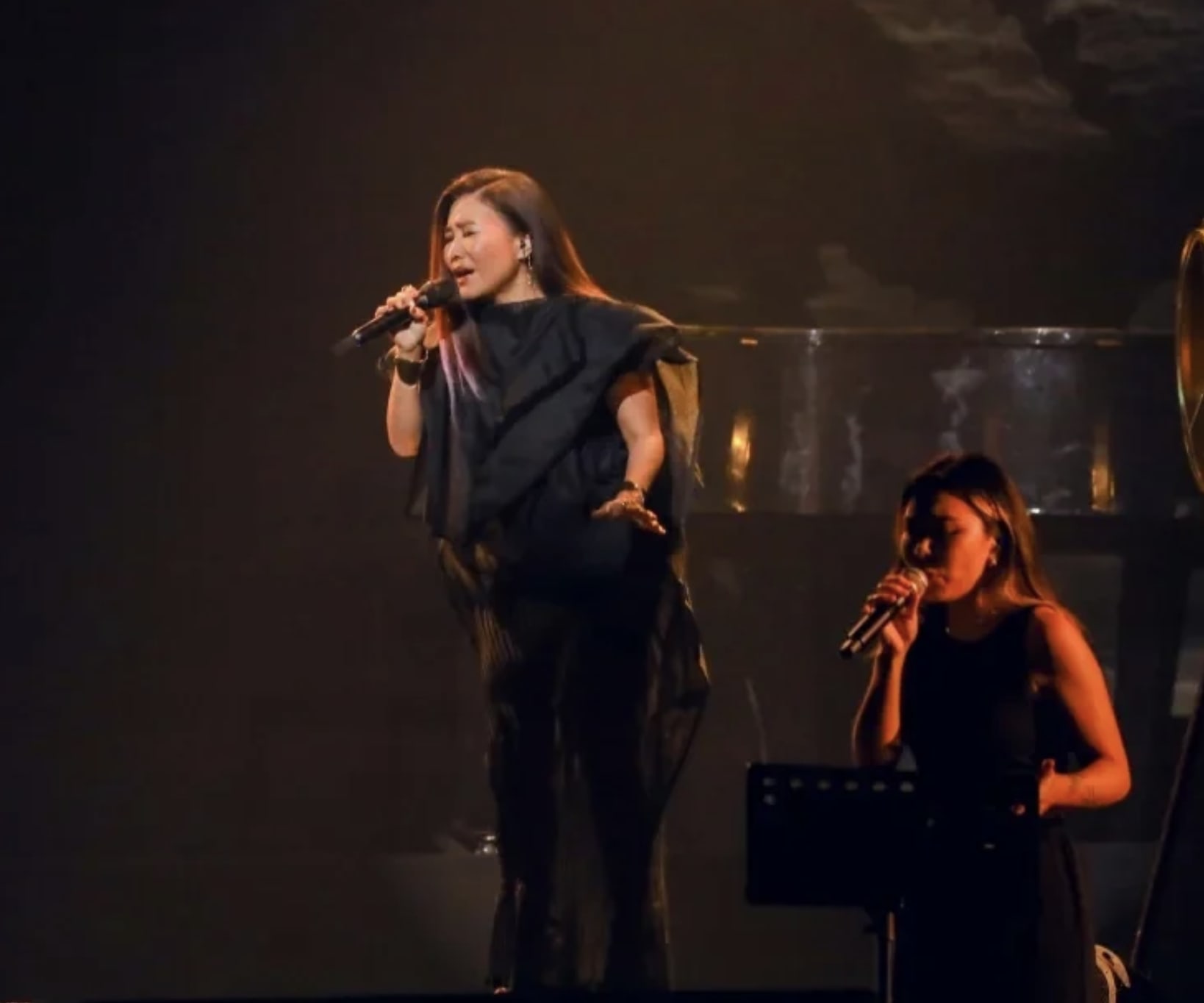 '90s Singer Shunza Performs Classic Hit 'Go Home' Again After 10 Years ...