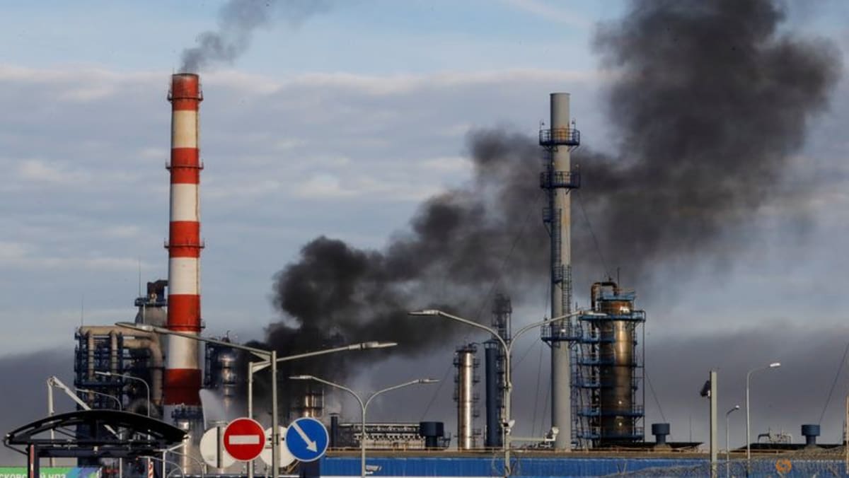 Why is there a worldwide oil-refining crunch? - CNA