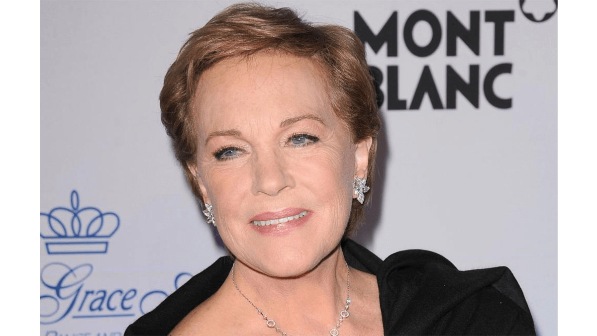 Dame Julie Andrews' secret Aquaman role - 8 Days Dame Julie Andrews' secret Aquaman role - 8 Days