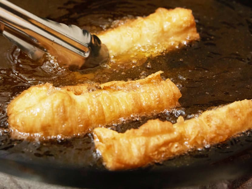 Delicate Handmade ‘Ribbon’ Chee Cheong Fun By Tim Ho Wan Chef-Turned ...