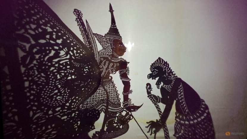 Shadow puppet enthusiasts hope robotics can save ancient art - CNA