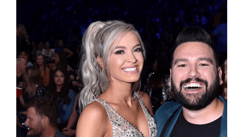 Shay Mooney and wife expecting second child - 8days