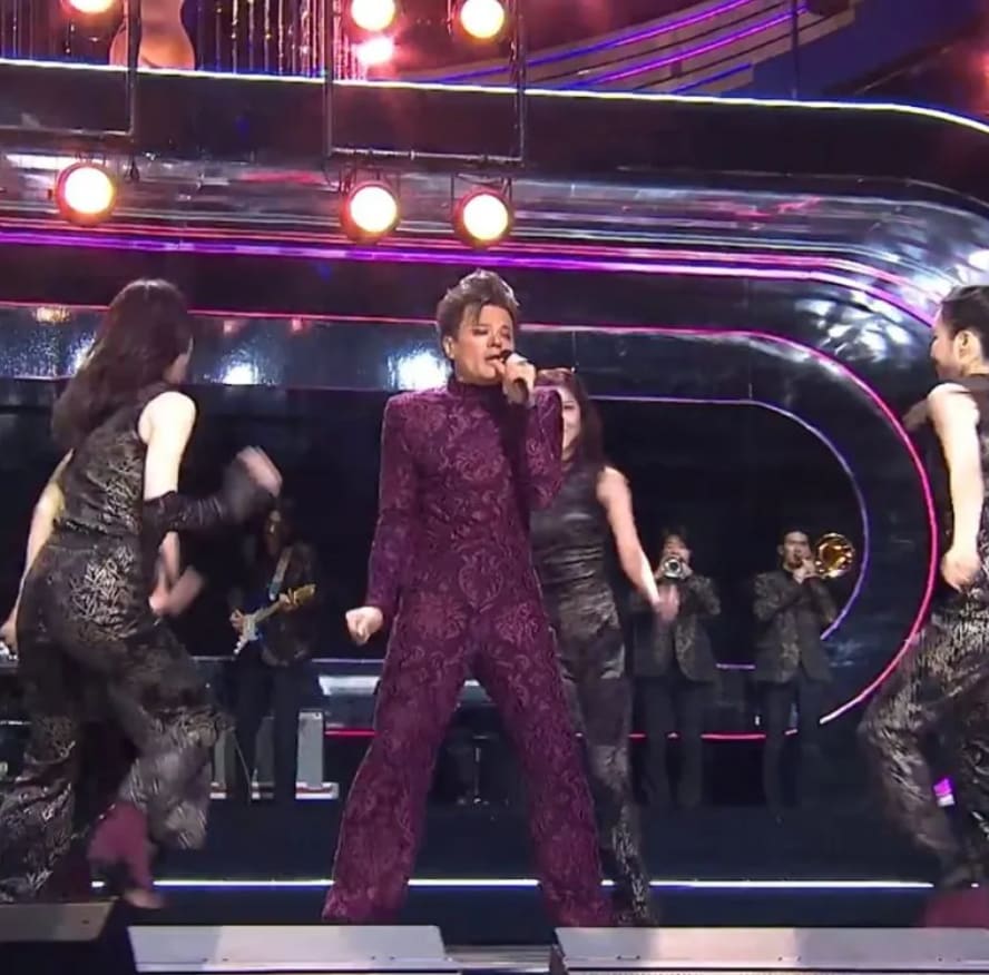 JYP’s Campy Performance At Blue Dragon Film Awards Is A Must Watch Just For The Funny Celeb ...