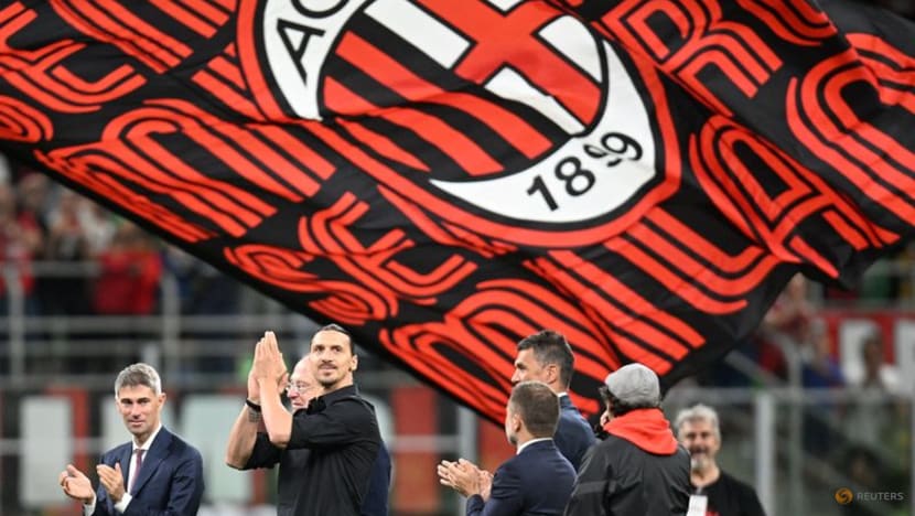 Zlatan Ibrahimovic's son Maximilian signs professional contract with ...