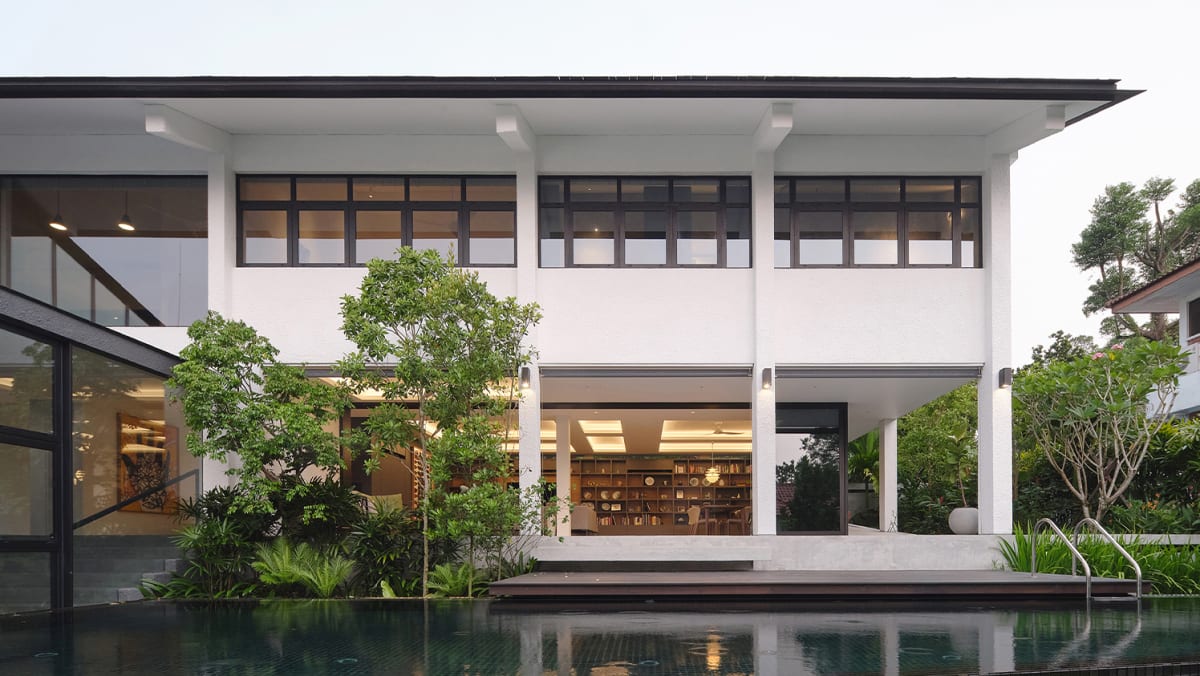 Cómo un arquitecto transformó una casa existente en un espacio con ...