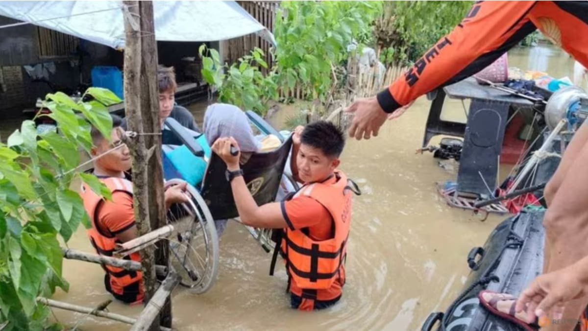 Ribut tropika Trami badai utara Filipina, cetus banjir - BERITA Mediacorp