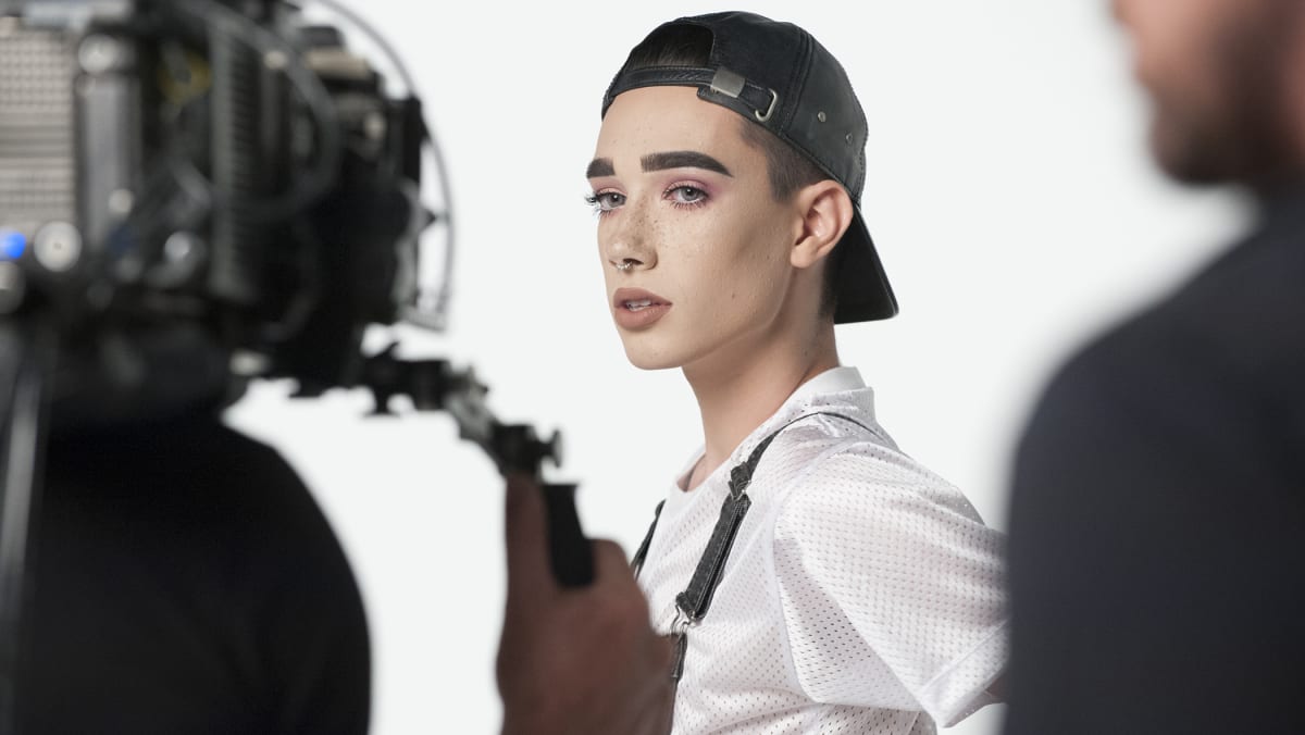 The transformative power of men in makeup - TODAY