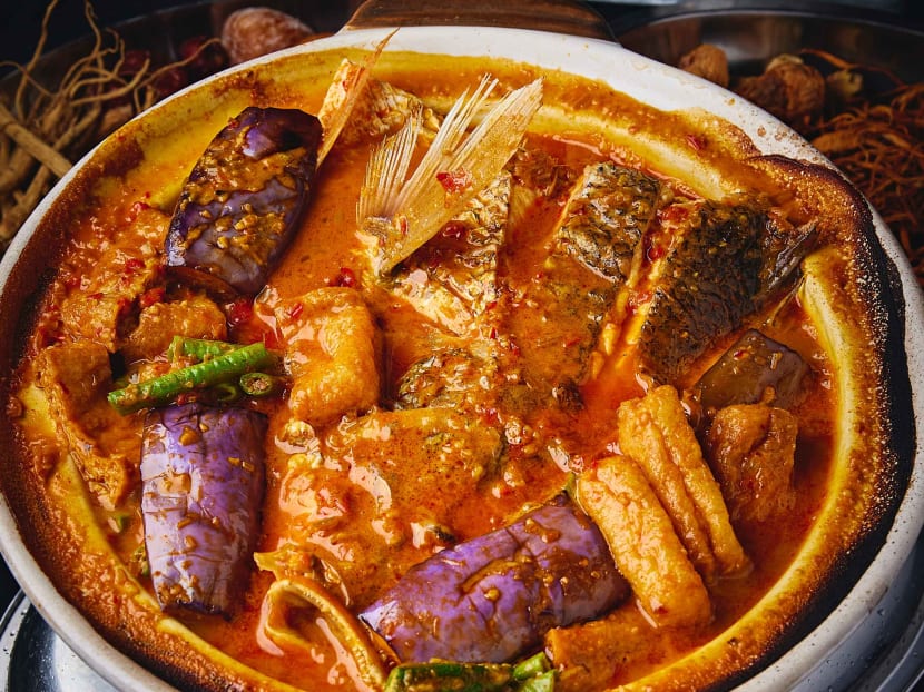 Fab $3.30 Salted Egg Pork Rice, $8 Prawn Tang Hoon By Marriott Chef ...