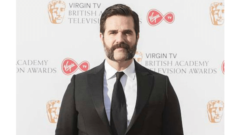 Rob Delaney and his wife welcome a baby boy - 8days