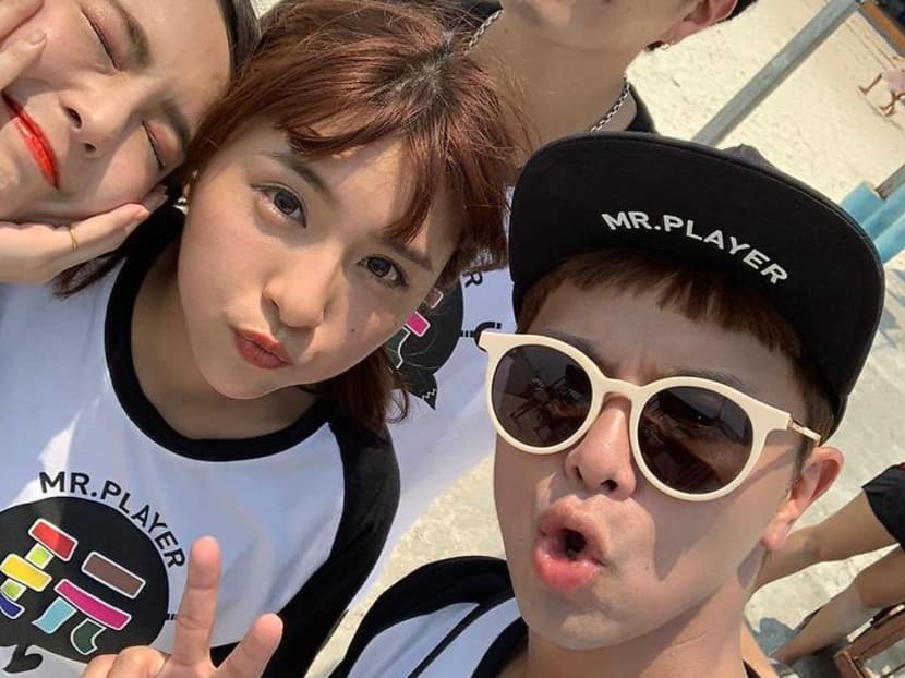 Alien Huang’s Girlfriend Responds To Accusations That She’s Using The ...