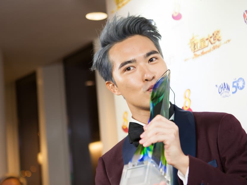 Rui En apologises at Star Awards Show 1 - TODAY