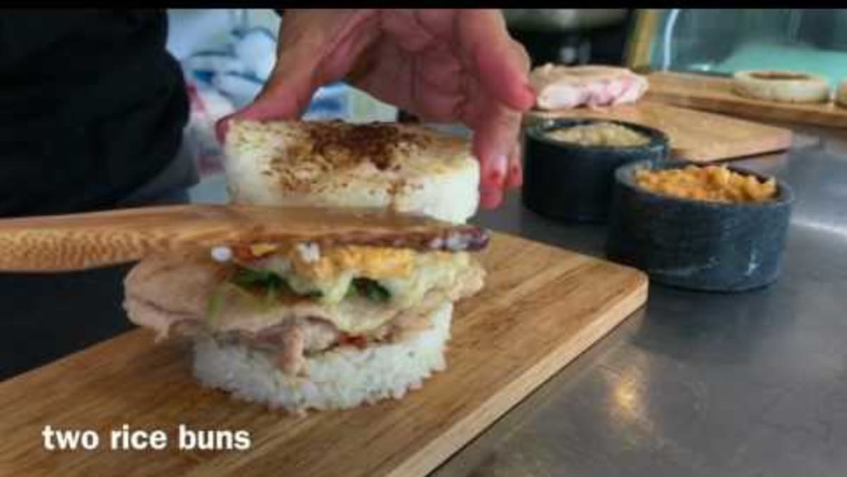 Chicken rice burger hits S'pore shores - TODAY