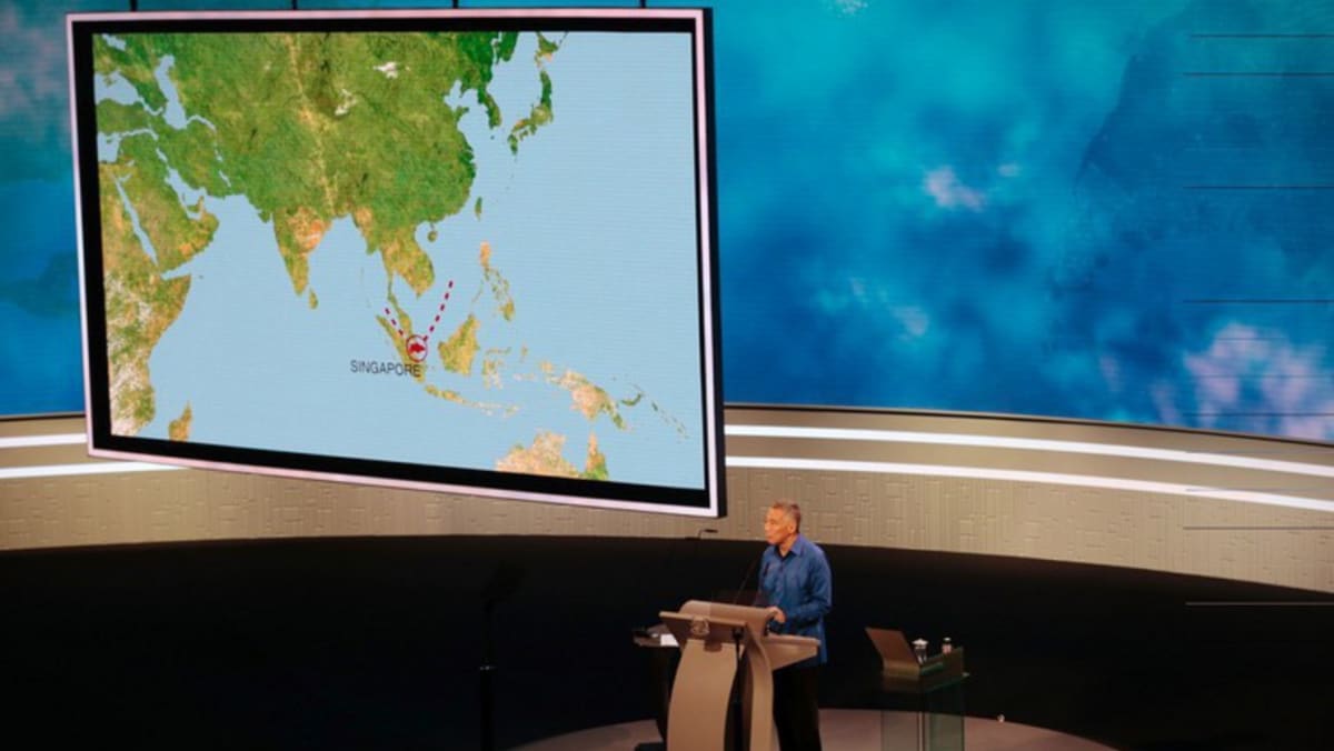 Despite superpower pressure, S’pore must choose its ‘own place to stand ...