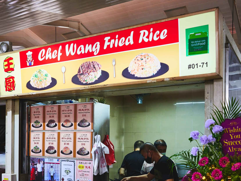 Ex-Shangri-La & Din Tai Fung Chef Opens Fried Rice Hawker Stall; Has ...