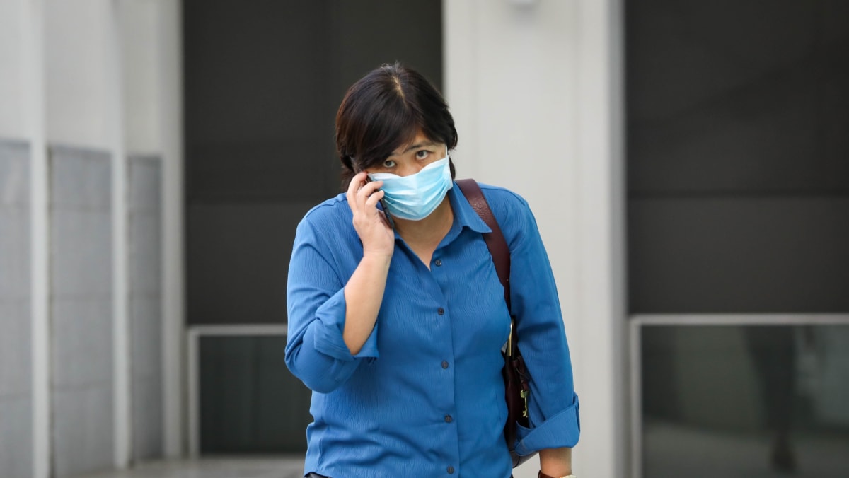 Woman seen in viral videos not wearing mask asks AGC to drop charges ...