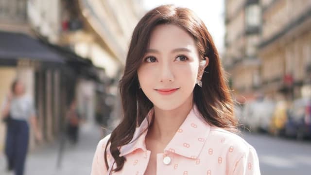 约会男友被目击 何依婷违禁爱令认爱 - vibes by 8world