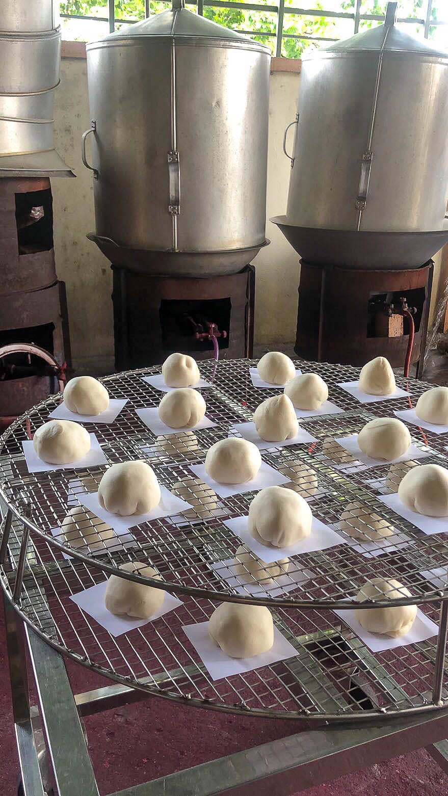 Third-Gen Bao Maker Opens Café Serving Shiok Chilli Crab & Nasi Lemak ...