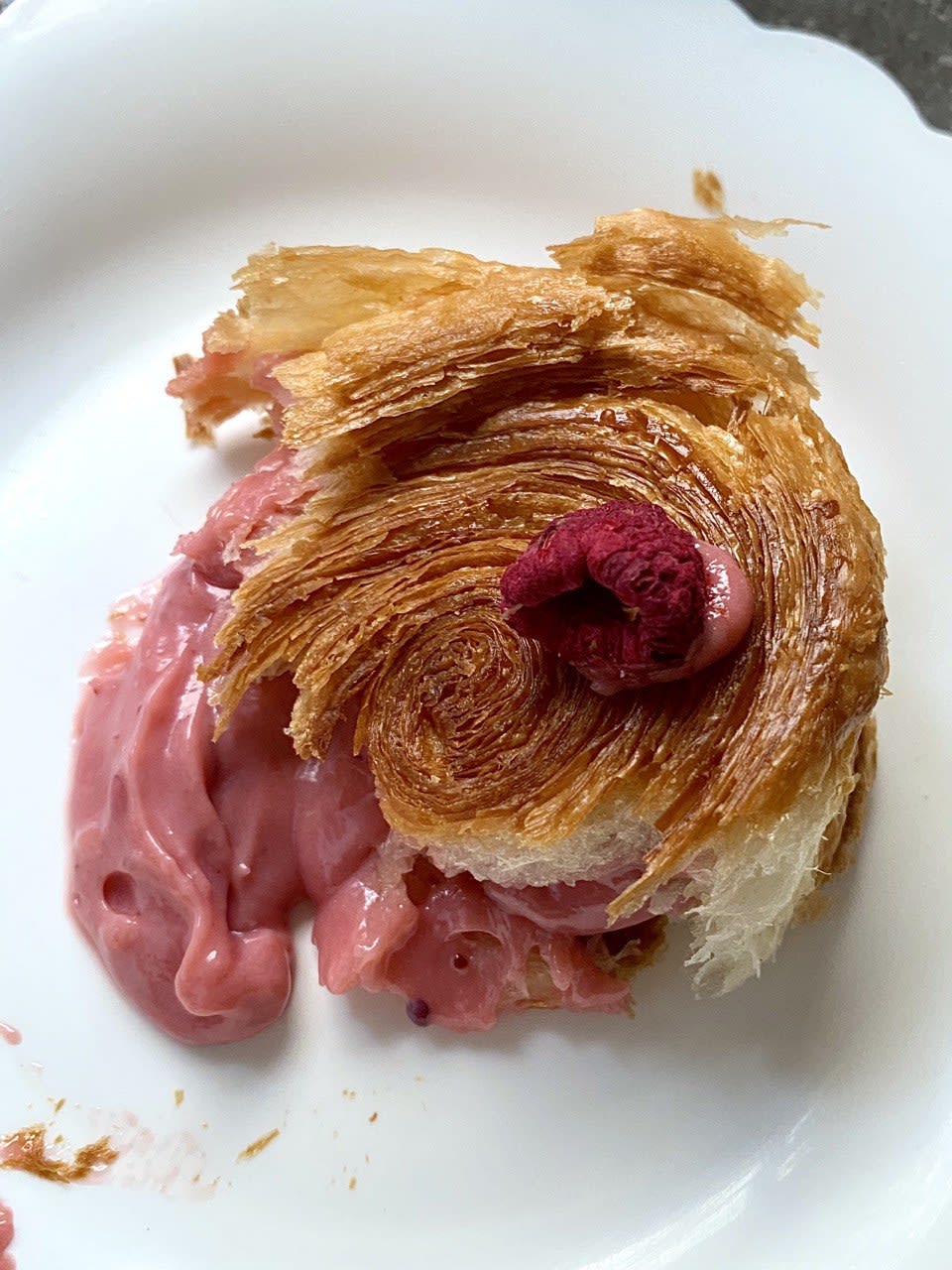 TikTok-Viral Circular Croissant Takes S’pore By Storm, Local ...