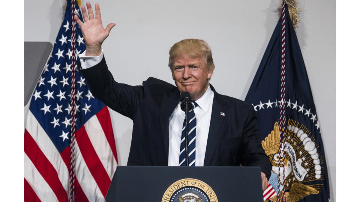 Donald Trump receives three Razzie nominations - 8days