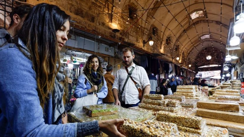 Jerusalem chef gives tourists a Palestinian taste of life in the Old ...