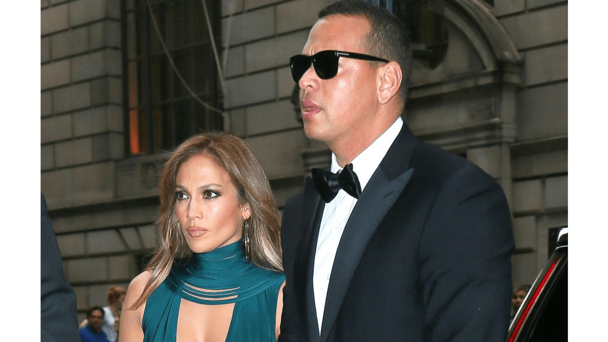 Jennifer Lopez is an 'incredible athlete' - 8days