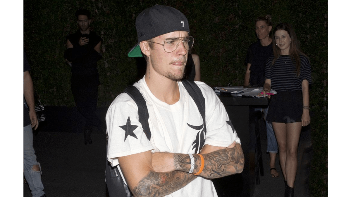 Justin Bieber has fallen out with his pastor Carl Lentz - 8days
