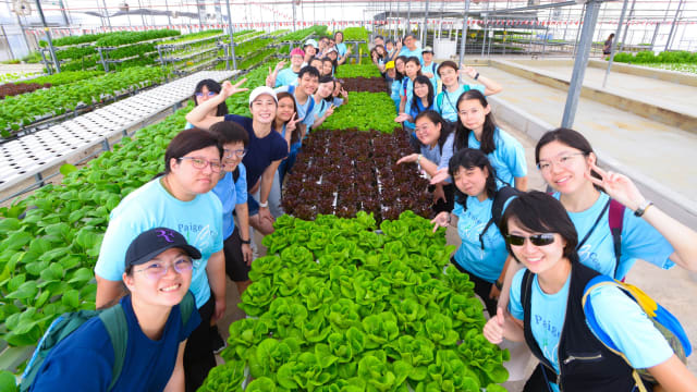 菜园奇妙相会！蔡琦慧与粉丝共度美好周末 - vibes by 8world