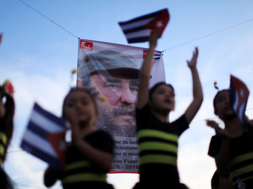 PM Lee, President Tan send condolence letters to Cuba over Fidel Castro ...