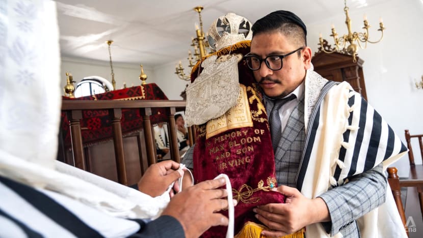 In Indonesia’s only synagogue, Jewish worshippers hide their faith ...