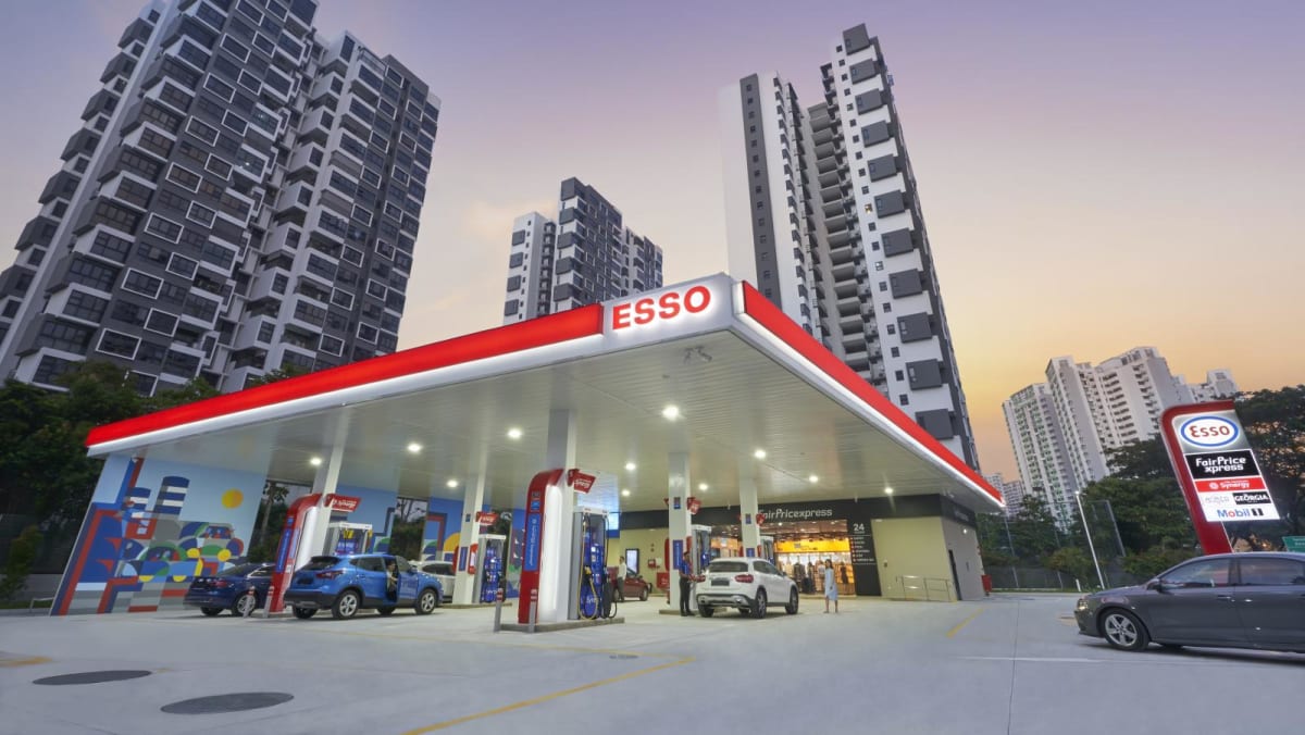 Cruise to greater rewards with an Esso Smiles membership