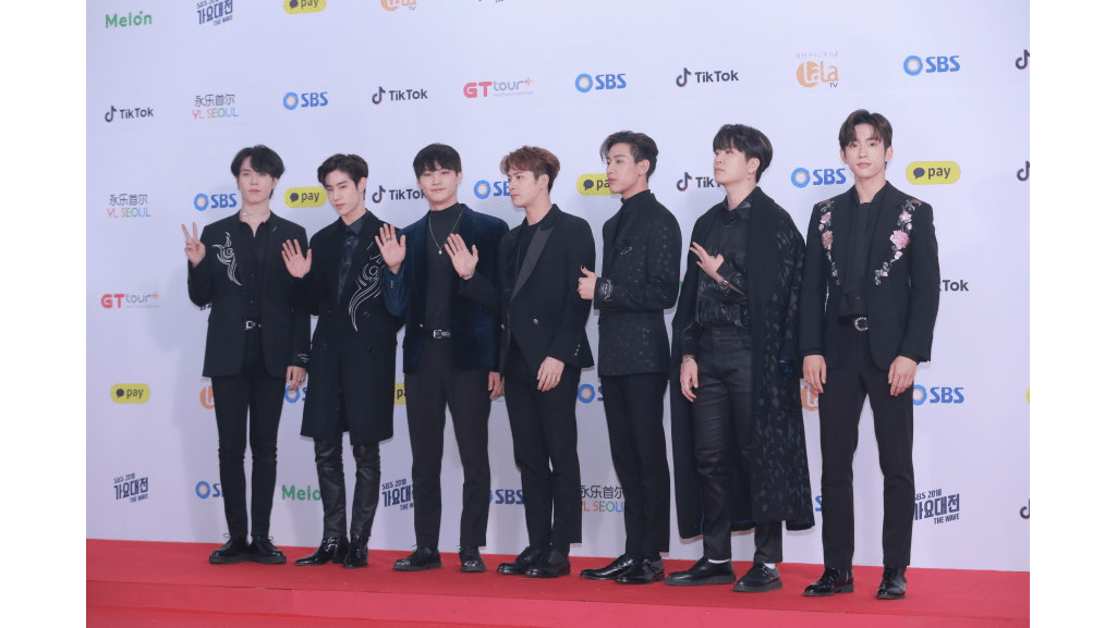2018 SBS Gayo Daejeon red carpet - 8days