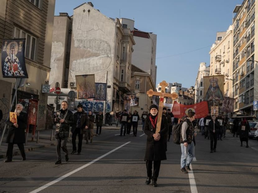 Serbian nationalists march in protest against Kosovo talks - TODAY