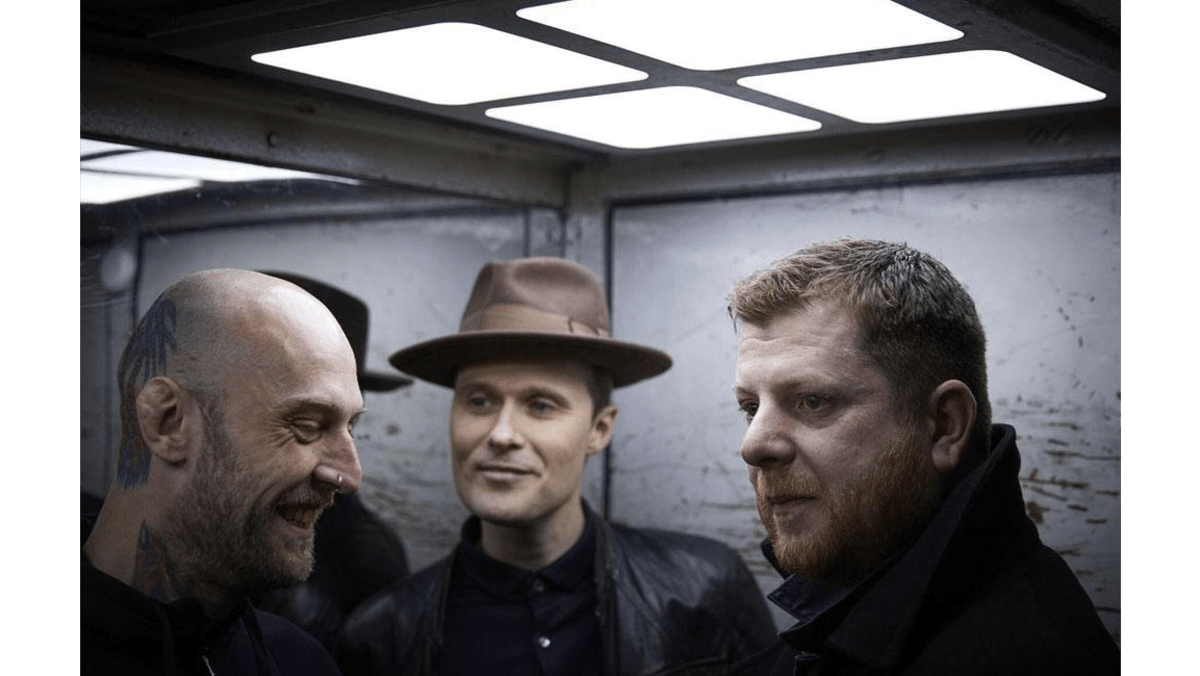 The Fratellis announce new album Half Drunk Under A Full Moon - 8days