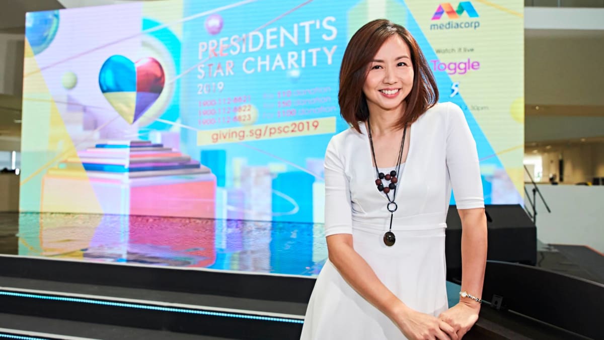 From Living On A Boat To “Date Nights At The Supermarket”. How Life Has Changed For Evelyn Tan ...